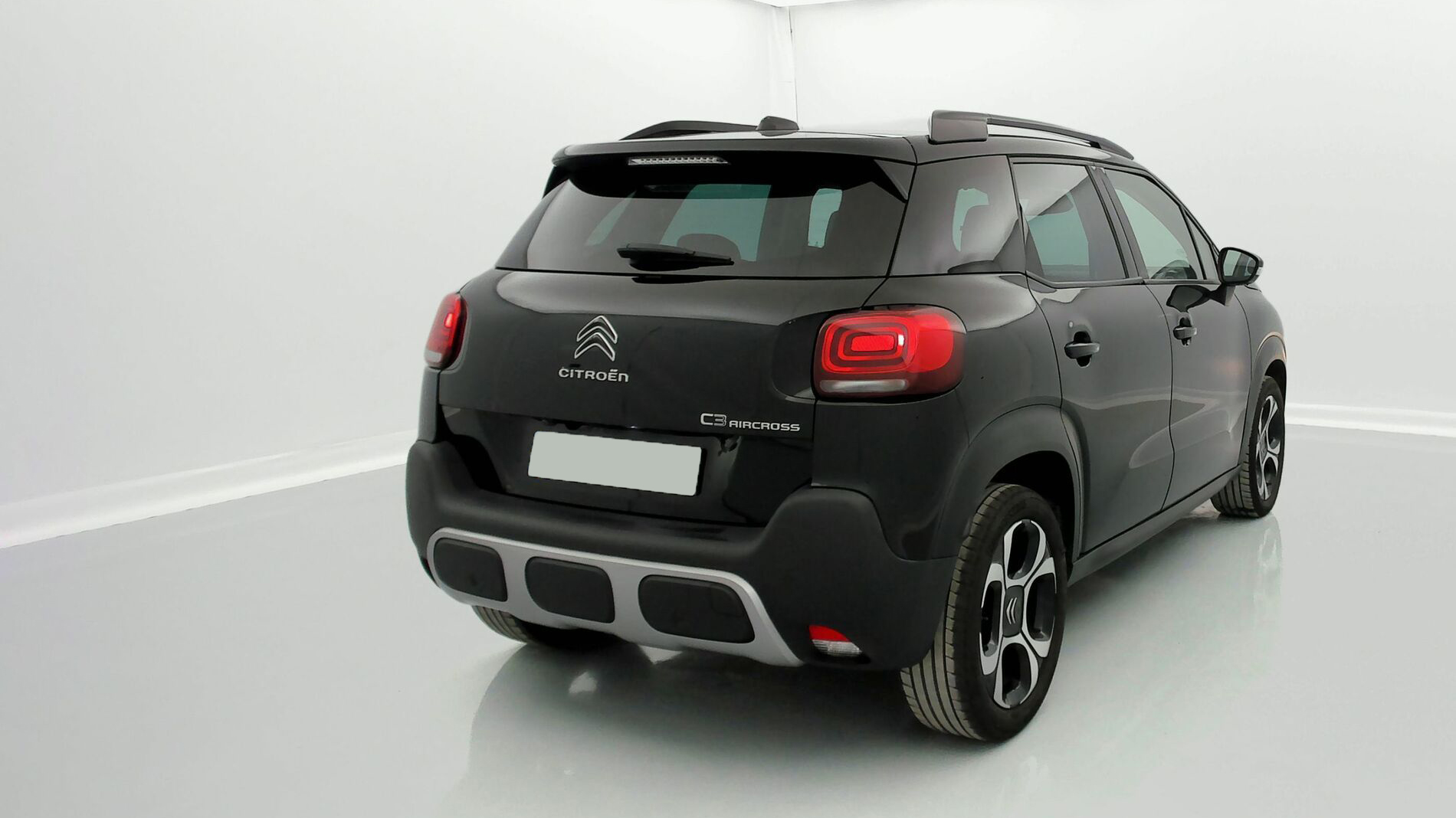 Coche seminuevo Citroen C3 Aircross Shine 1.2 PURETECH 110 Negro Perla ...