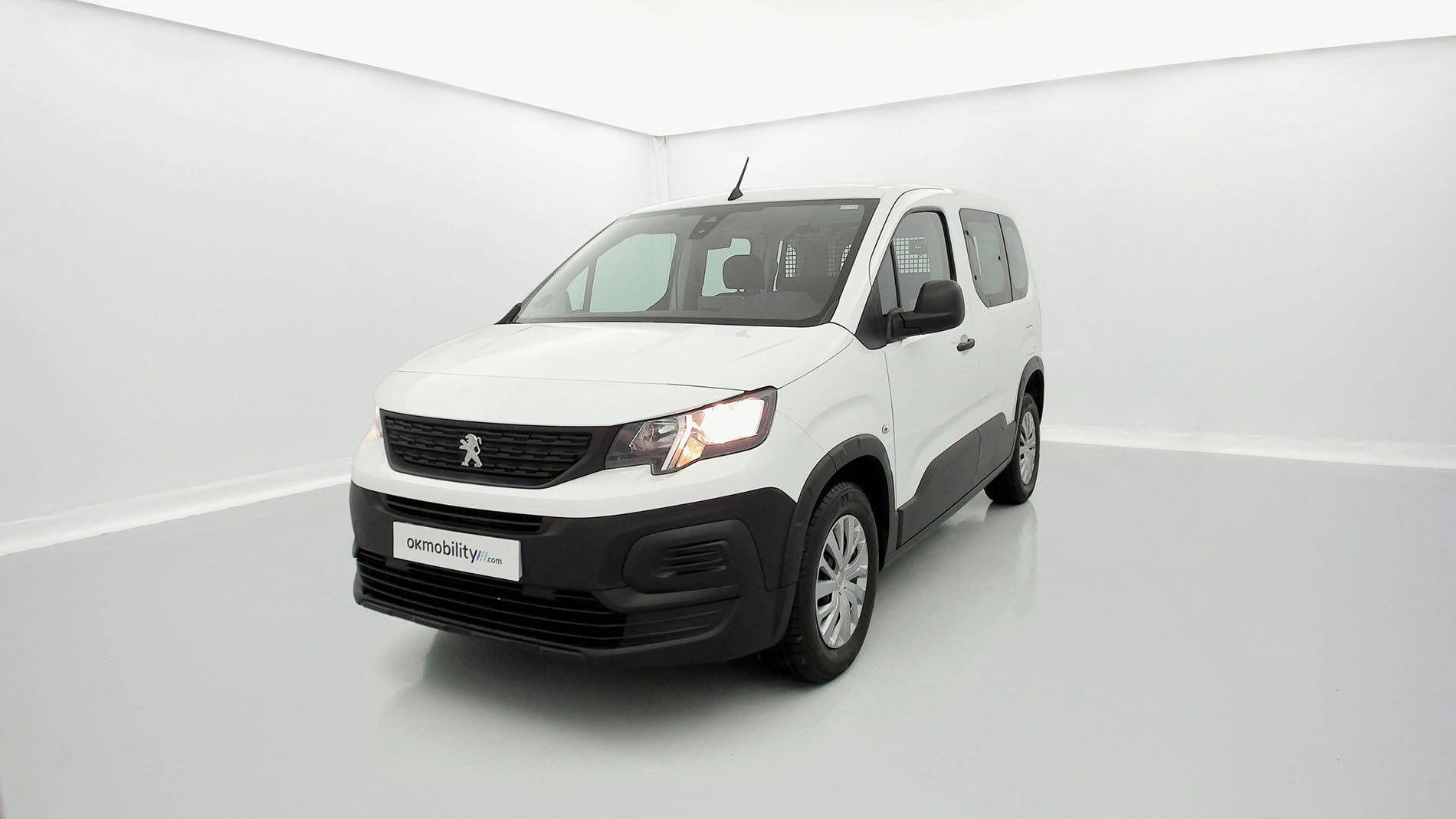 Coche seminuevo Peugeot Rifter Active Pack 1.5 BLUEHDI 100 Blanco ...